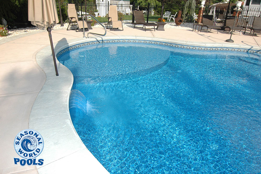 SUN DECKS – STEEL WALL – Seasonal World