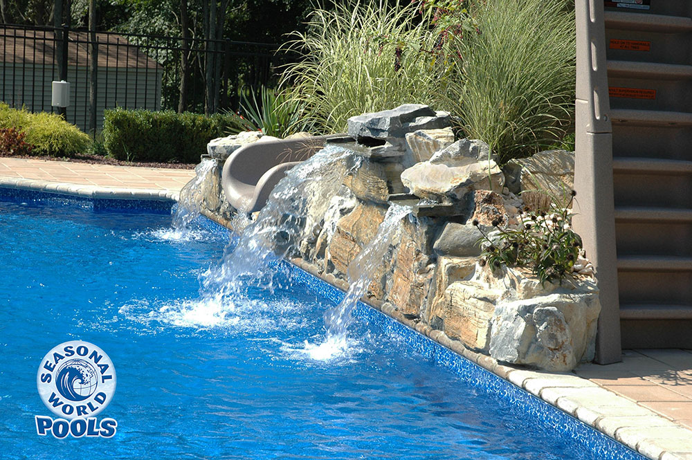 WATERFALLS & GROTTOS – Seasonal World