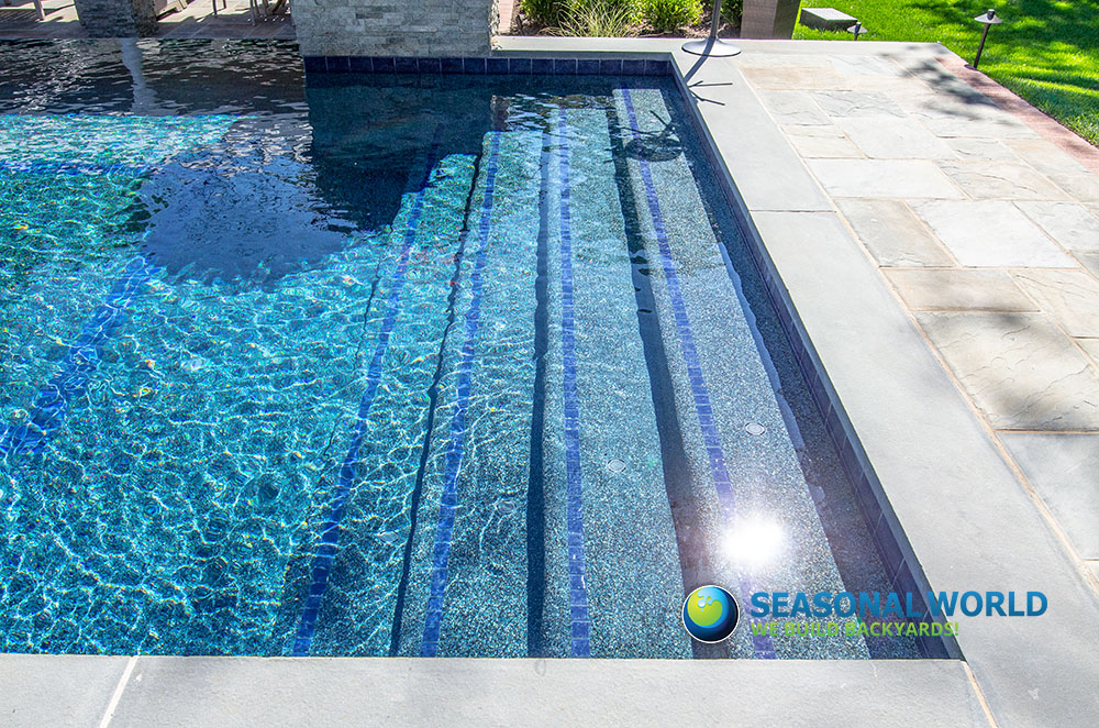 STEPS, LOVESEATS, BENCHES & SWIMOUTS – Seasonal World